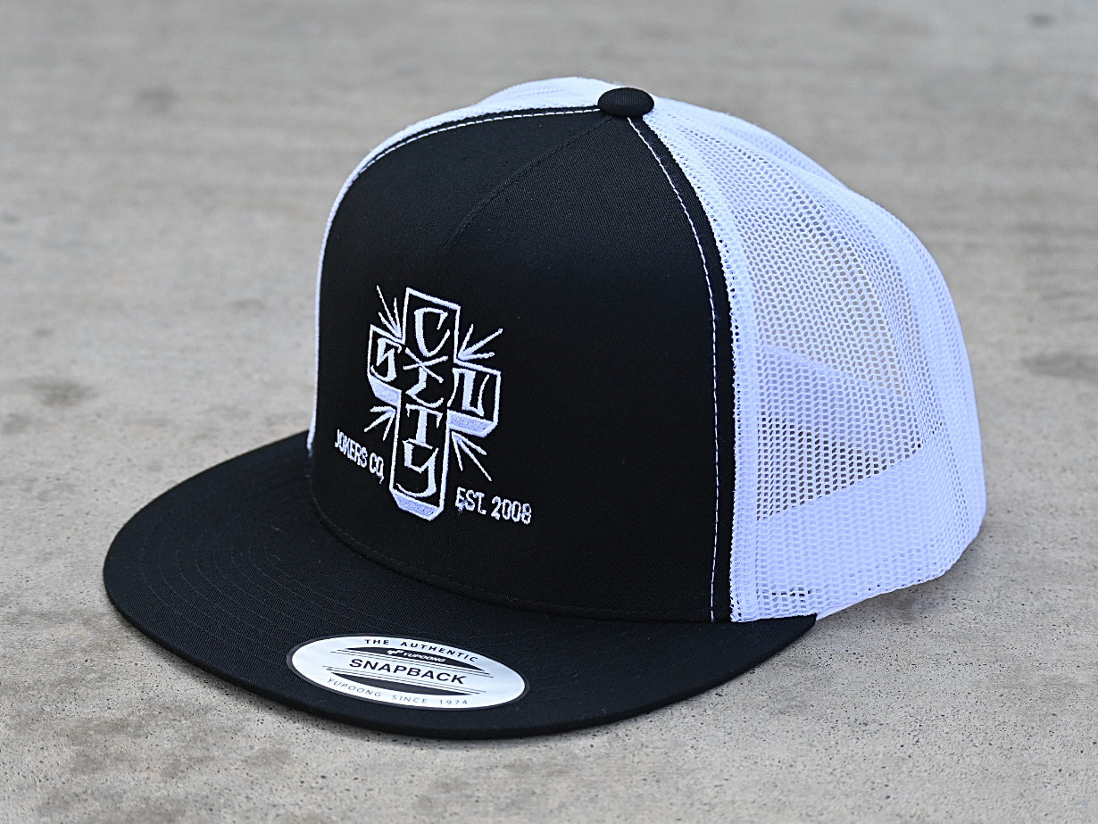 SCJ Cross Trucker (black & white) – Sin City Jokers